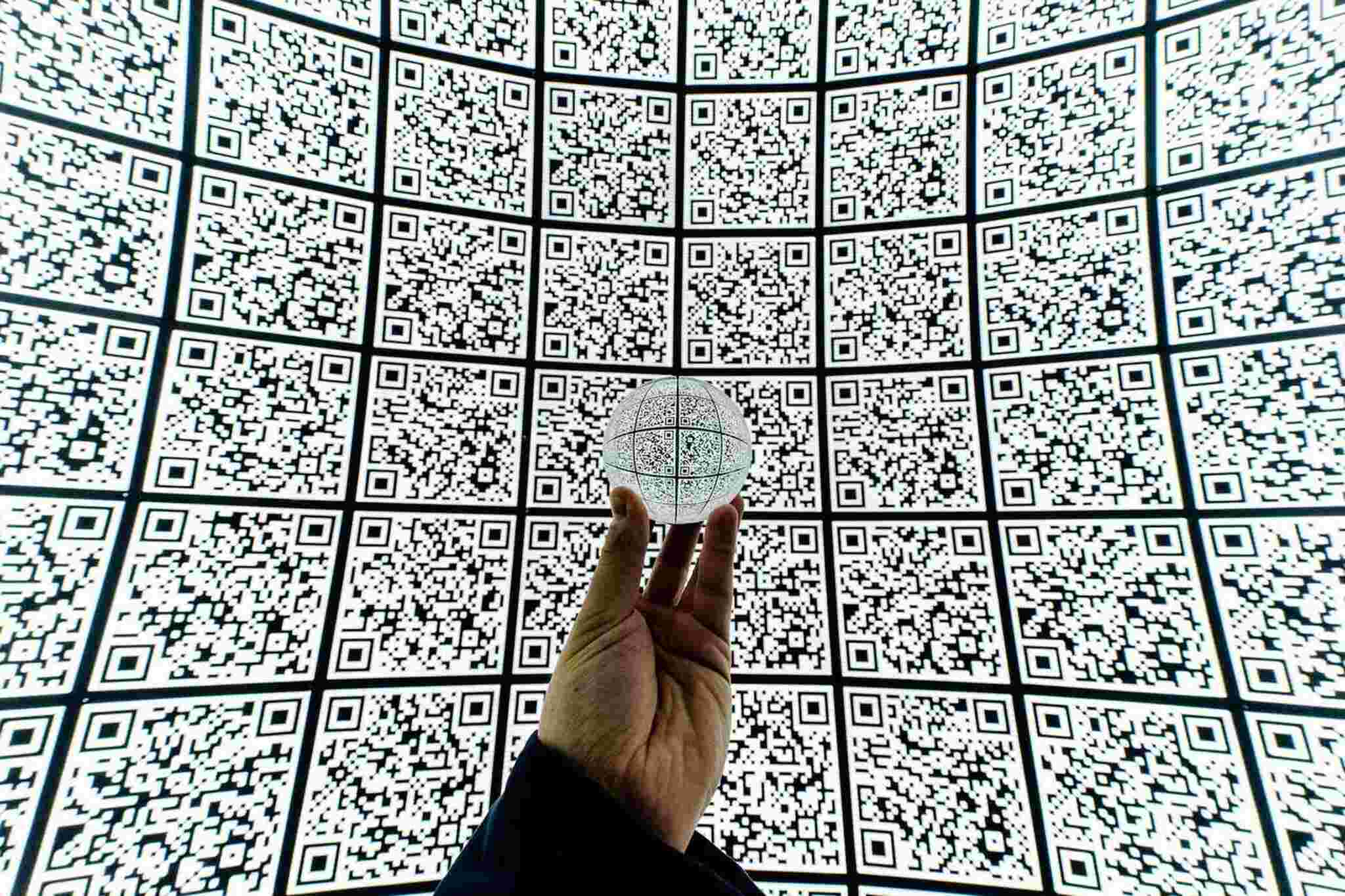 Clickable QR Code: How It Works & Tips 2026